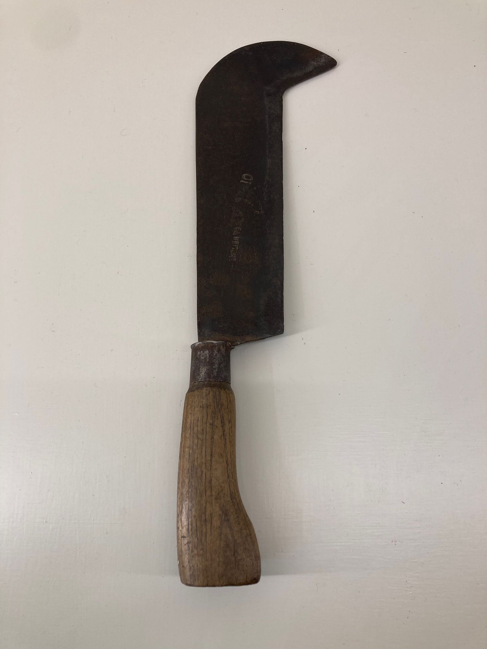 English Tools 9 inch Billhook – Garden & Wood