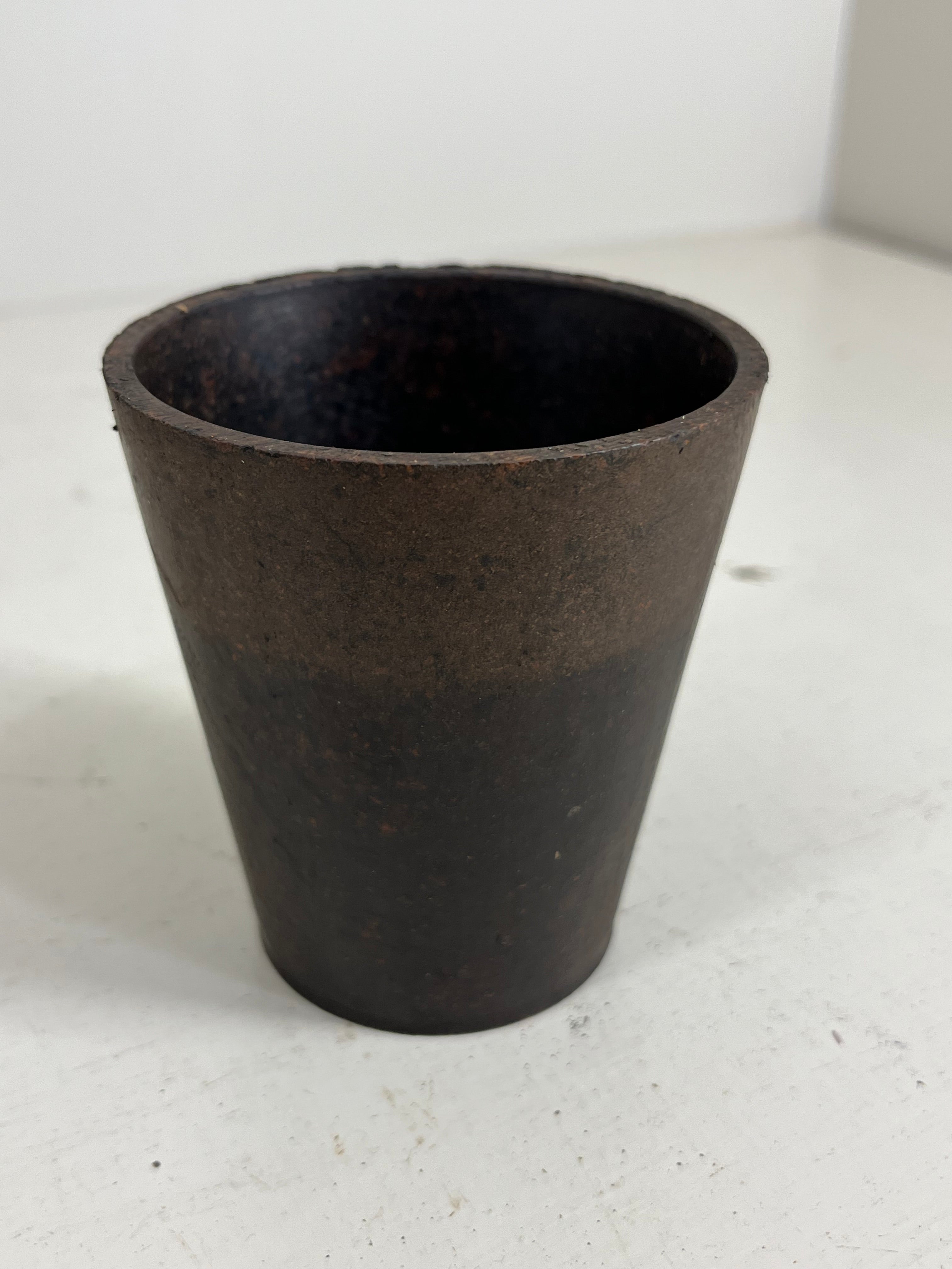 Bakelite Flower Pot – Garden & Wood
